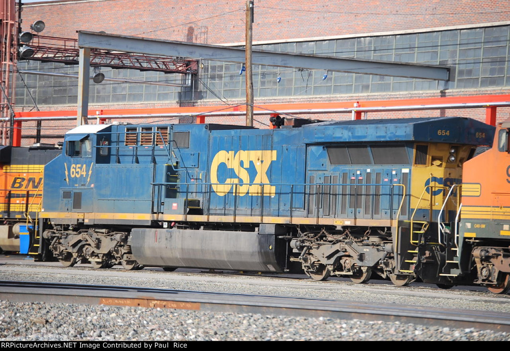 CSX 654